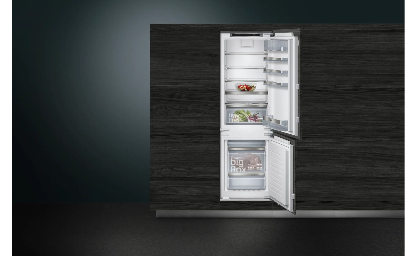 Siemens iQ500 254L Built-in Fridge-Freezer with Freezer at Bottom ...