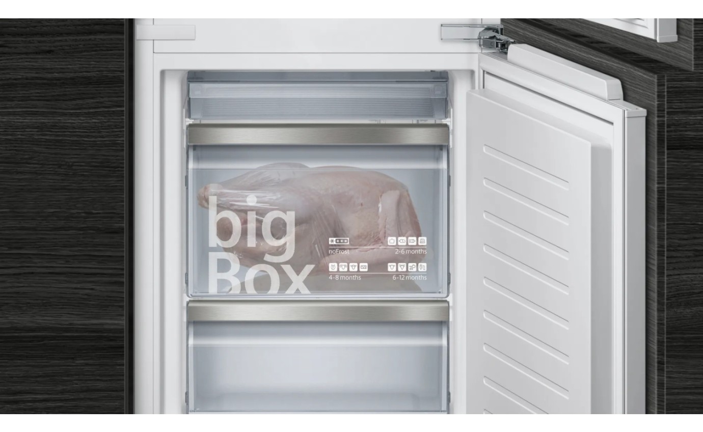 Siemens iQ500 254L Built-in Fridge-Freezer with Freezer at Bottom ...